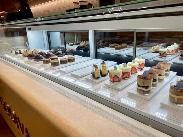 GODIVA café DIAMOR OSAKA店 （ゴディバ カフェ） - 大阪梅田（阪神）/カフェ | 食べログ