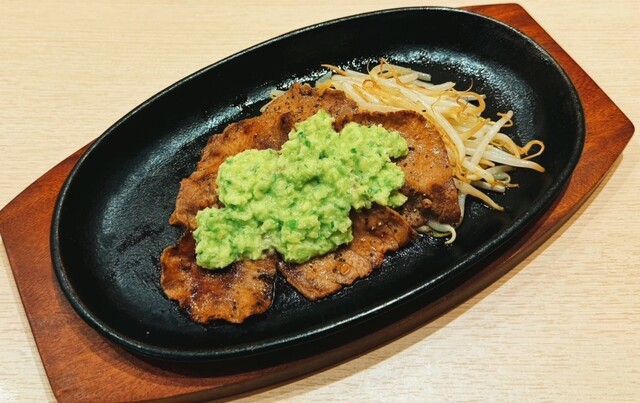 Ono Grill Tokyo （オノ グリル トウキョウ）のご予約 - 神保町/ハワイ料理 | 食べログ