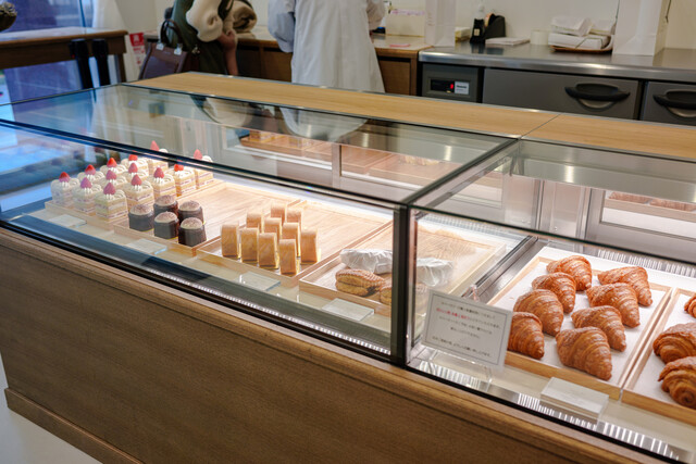シヅカ洋菓子店 自然菓子研究所 丸の内店 - 有楽町/ケーキ | 食べログ