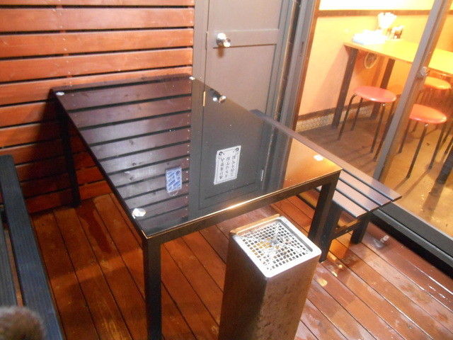 内観写真 : てっぱつ屋 - 勝浦/ラーメン | 食べログ