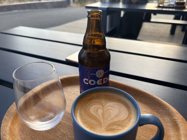 『子供は遊ばせたりしてね』by tatsuki22 : BLUE SIX COFFEE （ブルー シックス コーヒー） - 国立競技場/カフェ [食べログ]