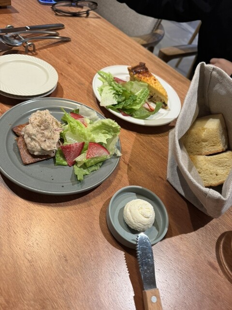 ALILU AMOA （アリルアモア）のご予約 - 高岳/カフェ | 食べログ