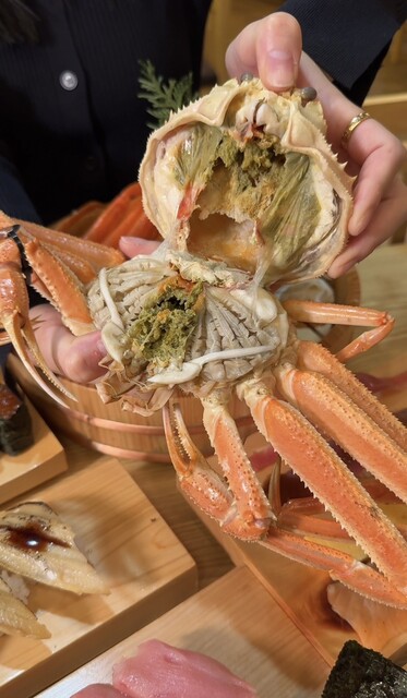 すし酒場 FUJIYAMA TOKYO 新宿東口店のご予約 - 新宿三丁目/寿司 | 食べログ