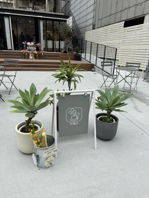 roku flowers and coffee （ロク フラワーズアンドコーヒー） - 矢場町/コーヒースタンド | 食べログ
