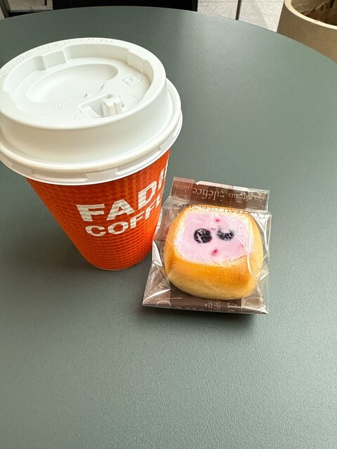 FADIE COFFEE 福岡中央銀行店 （ファディ コーヒー） - 赤坂/コーヒースタンド | 食べログ