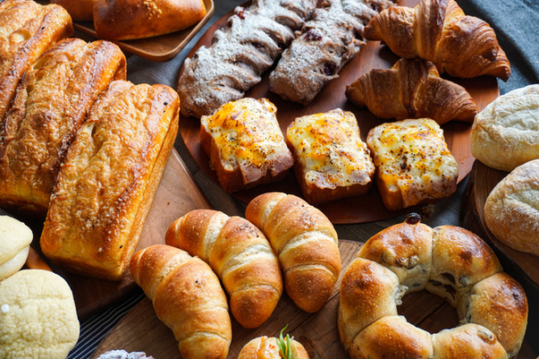 ザ ベイク ストア （THE BAKE STORE） - 高鷲/パン | 食べログ