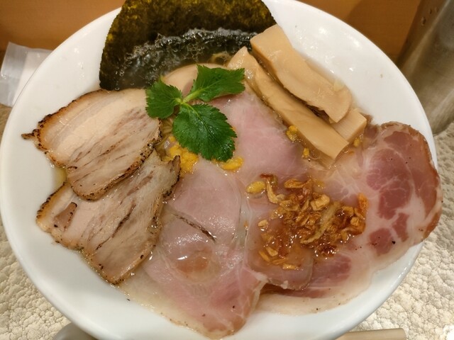 Naniwa Menjiro - 大阪难波/拉面 | Tabelog