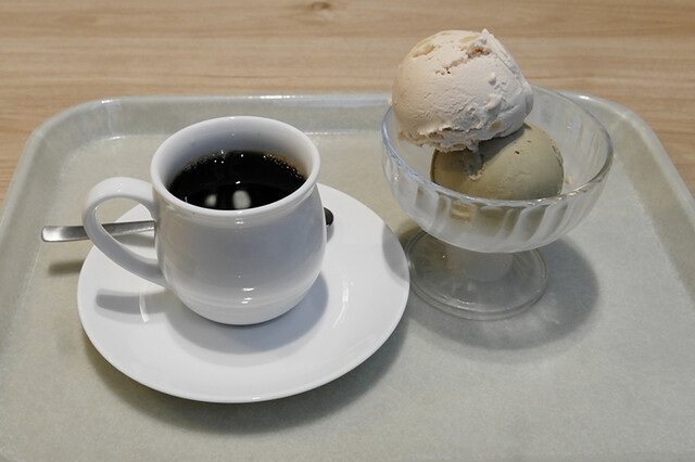 ROAR COFFEE GINZA PARKSIDE （ロアーコーヒー） - 宝町/カフェ | 食べログ
