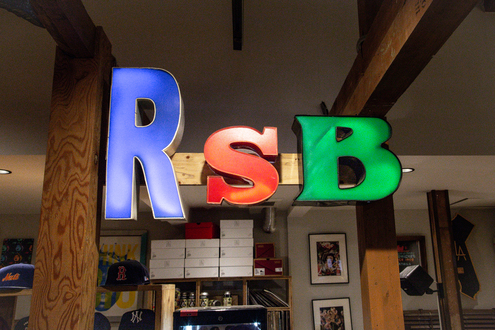 RIVERSIDE BASE （リバーサイドベース）のご予約 - 武蔵溝ノ口/ビアバー | 食べログ