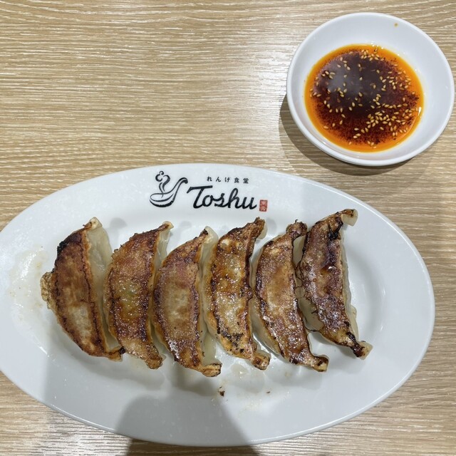 『餃子が絶品！仕事帰りに通いたい』by pochiya : れんげ食堂 Toshu 東府中店 （トウシュウ） - 東府中/中華料理 [食べログ]