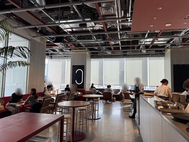 TOKYO NODE CAFE （トウキョウ ノード カフェ）のご予約 - 虎ノ門ヒルズ/カフェ | 食べログ