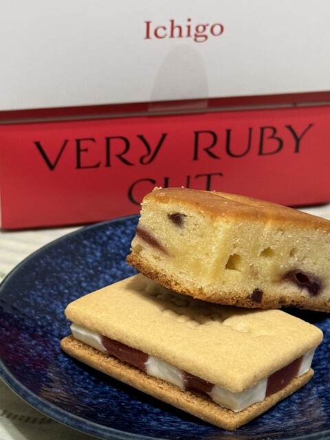 by エイコウRK : Very Ruby Cut （ベリー ルビー カット） - 品川/洋菓子 [食べログ]