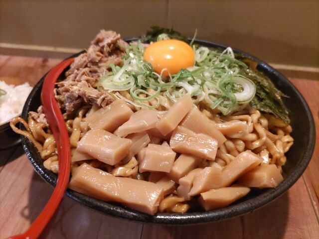 『店主曰く、EZO盛りは残す人が多いんですって』by とまりゅい : in EZO 本店 （インエゾ） - 西8丁目/ラーメン [食べログ]