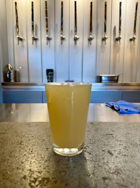 TOKYO BEER LAB （トーキョー ビア ラボ） - 明治神宮前/ビアバー | 食べログ