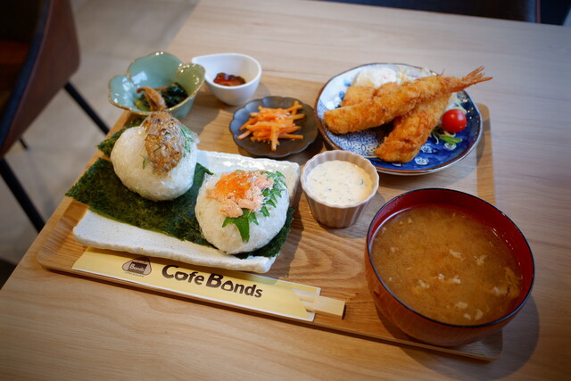 Cafe Bonds （カフェボンズ）のご予約 - 新川橋/カフェ | 食べログ
