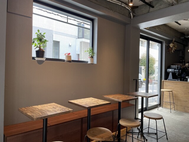 BECAUSE COFFEE BREWERS （ビコーズ コーヒー ブリュワーズ） - 池ノ上/カフェ | 食べログ