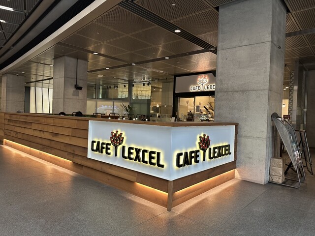 『東京国際フォーラムの地下にドトールのハイブランドカフェを発見！』by SHIGEZOO : カフェ レクセル 東京国際フォーラム店 （CAFE LEXCEL） - 有楽町/カフェ [食べログ]