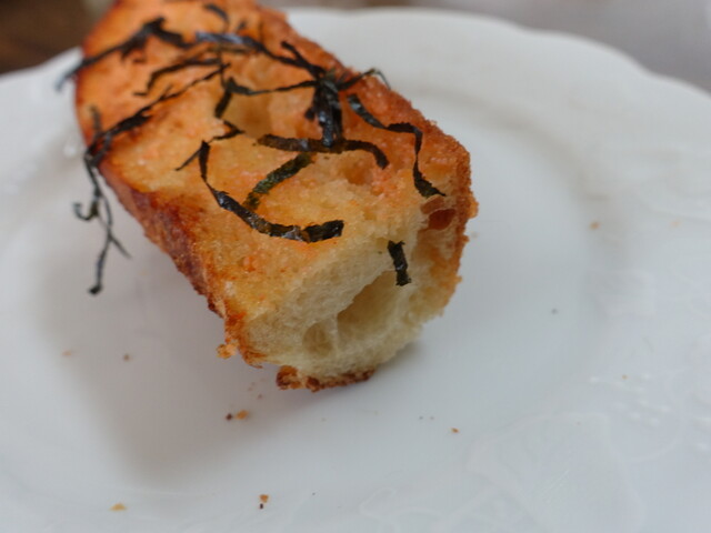 『トリュフ香るパン ～ TRUFFLE ＆ BREAD』by buff-buff : TRUFFLE&BREAD （トリュフアンドブレッド） - 清澄白河/パン [食べログ]