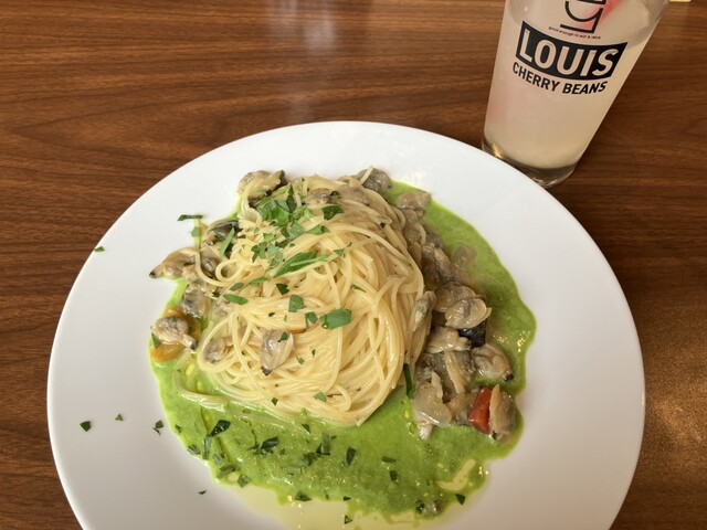 LOUIS CHERRY BEANS （ルイ チェリー ビーンズ） - 草薙（JR）/カフェ | 食べログ