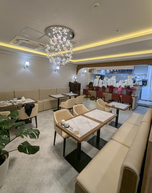 『朝から深夜まで営業する【香港粥】専門店が、オープン♡♡♡』by ゆっきょし : 五千 銀座店 - 東銀座/中華粥 [食べログ]