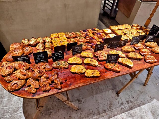 fiveran osaka Coffee BASE （ファイブラン オオサカ コーヒー ベース） - 大阪/パン | 食べログ