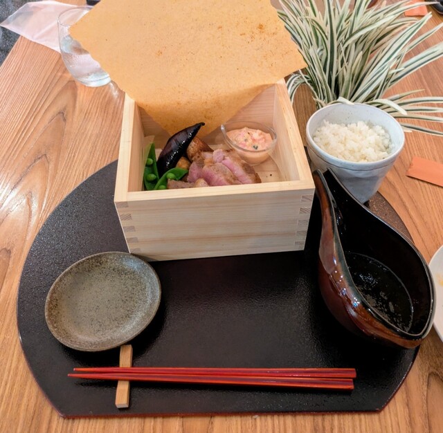 BLOCK47 Eats （ブロックヨンジュウナナイーツ） - 岐阜羽島/カフェ | 食べログ