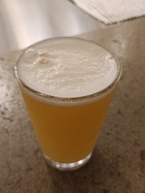 TOKYO BEER LAB （トーキョー ビア ラボ） - 明治神宮前/ビアバー | 食べログ