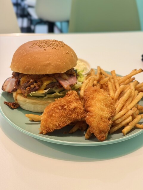 口コミ一覧 : Over Drive Burger - 草加/ハンバーガー [食べログ]