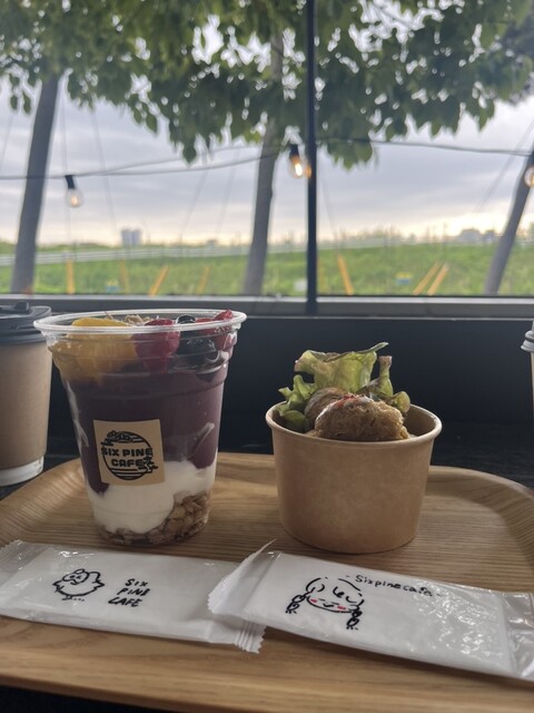 SIX PINE CAFE （シックス パイン カフェ） - 二子玉川/カフェ | 食べログ