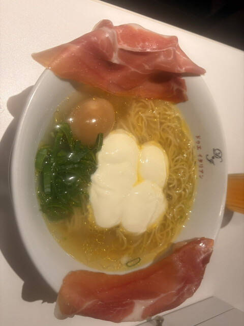 らぁ麺 ドゥエイタリアン 秋葉原テラス店 （Ramen Due Italian） - 新御茶ノ水/ラーメン | 食べログ