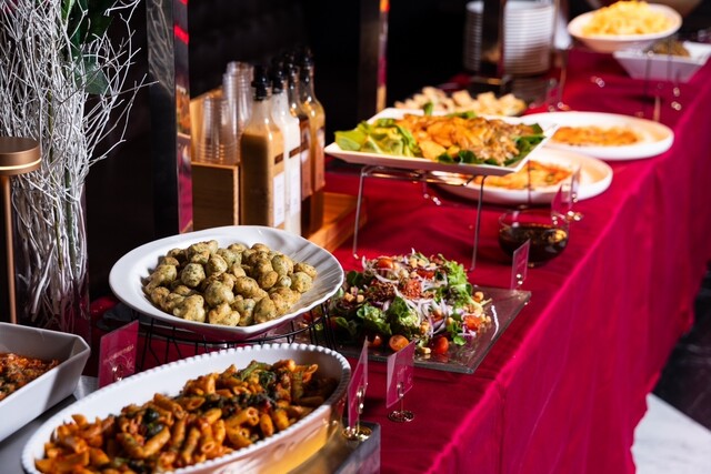 LUXE TOKYO （ラックス トウキョウ） - 銀座一丁目/バー | 食べログ