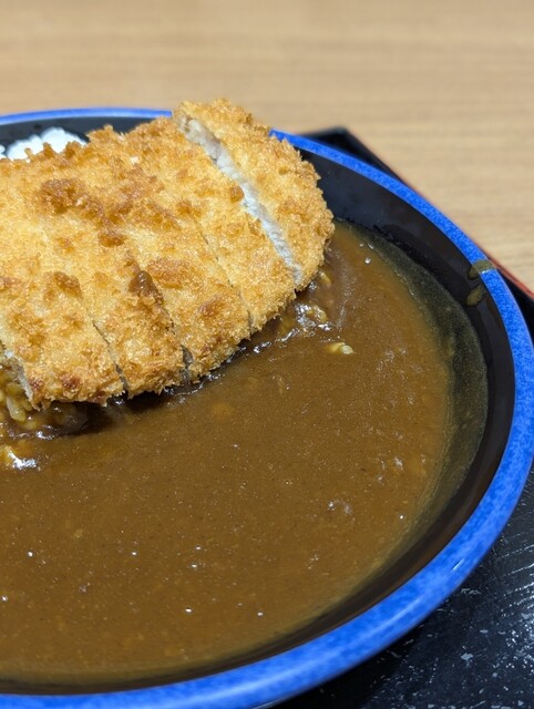 『とんかつカレーでガッツリ朝ごはん！』by junior_tetsu : 上郷サービスエリア（下り線）フードコート - 永覚/パン [食べログ]