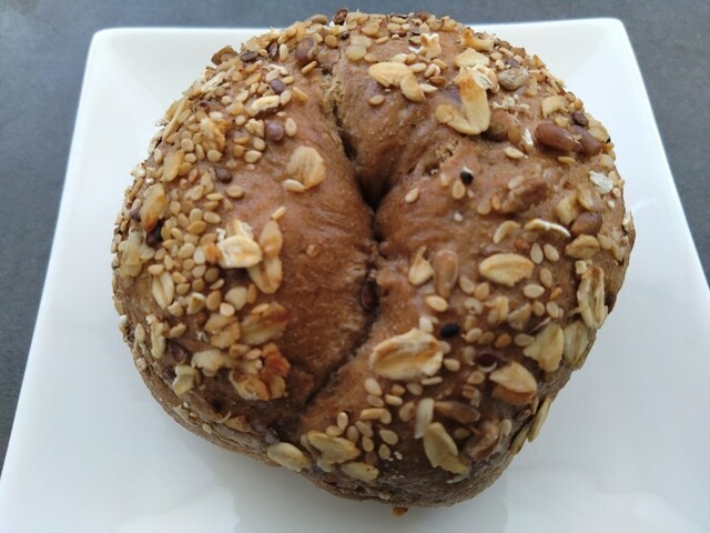 『モチッとした可愛いベーグルは美味しいですね。』by ななゆう太郎 : CHEERS BAGEL - 武蔵小金井/ベーグル [食べログ]