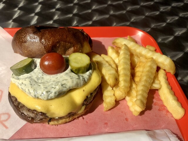 JUSTA BURGER （ジャスタバーガー）のご予約 - 新日本橋/ハンバーガー | 食べログ