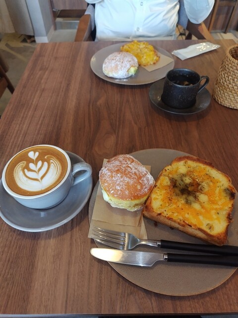 Lemon Bakery - バスセンター前/カフェ | 食べログ