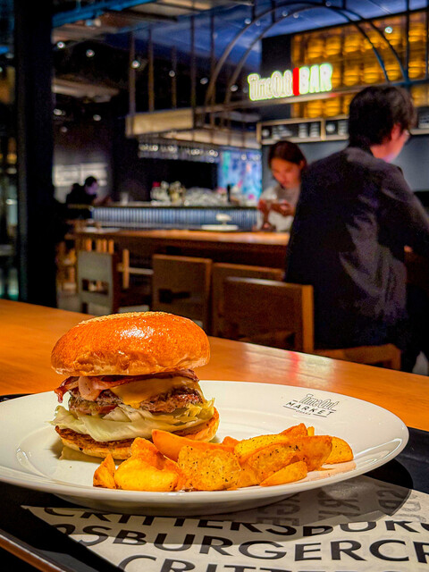 CRITTERS BURGER - 大阪/ハンバーガー | 食べログ