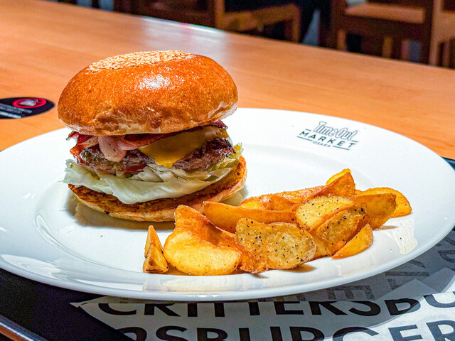 CRITTERS BURGER - 大阪/ハンバーガー | 食べログ