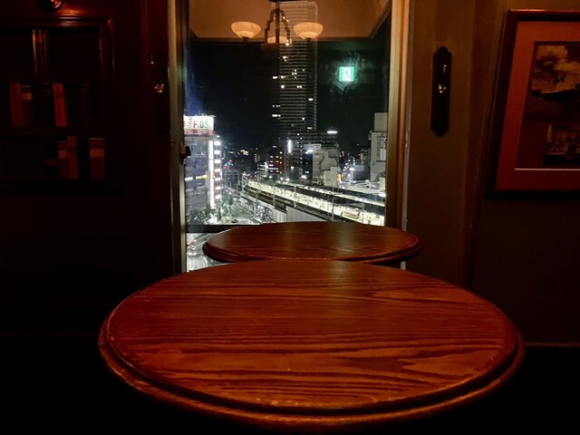 TRAD BAR ESPRIT 三宮店8Fのご予約 - 三宮（神戸市営）/バー | 食べログ