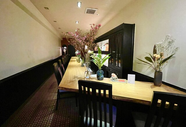 座席 : BAR umimachi （バー ウミマチ） - 王子公園/バー | 食べログ