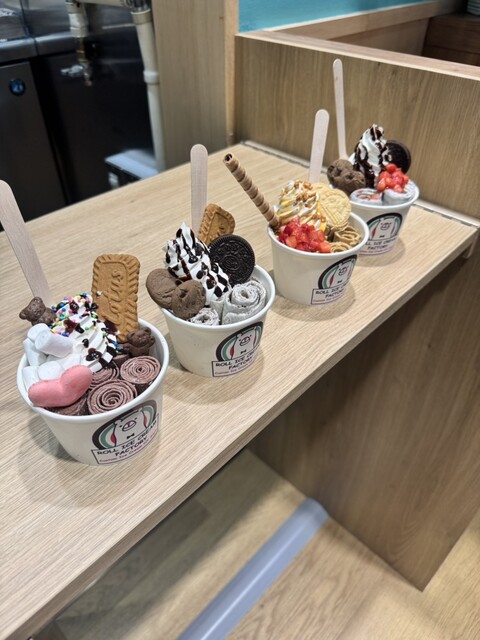 口コミ一覧 : ROLL ICE CREAM FACTORY 札幌すすきの店 （ロールアイスクリームファクトリー） - すすきの（市営 ...