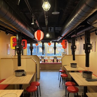 【全100品 食べ放題100分制（LO30分前）】特選和牛コース ミンちゃんコース＋特選ミスジ・海老焼・ホタテ焼など海鮮含む豊富な品々が食べ ...