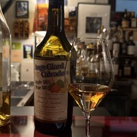 『好きなものに囲まれて幸せだ』by waveandsky : Bar Tony Reseck （バートニーリセック） - 元町・中華街/バー ...