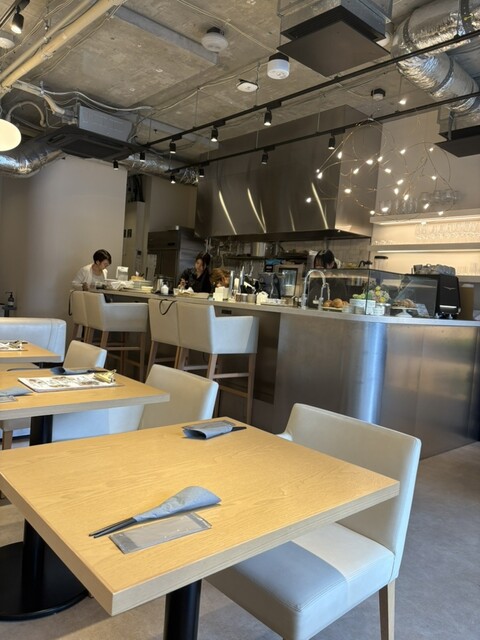 cafe & wine bar Noble One （カフェ＆ワインバー ノーブルワン）のご予約 - 中目黒/カフェ | 食べログ