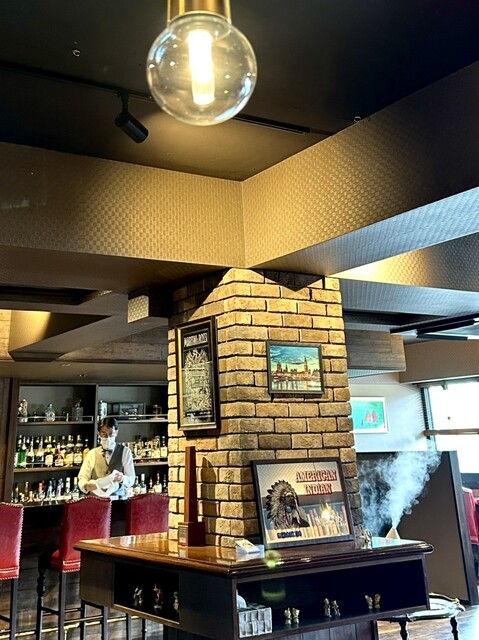 CafeBar Thames （カフェバー テムズ） - 河原町/カフェ | 食べログ