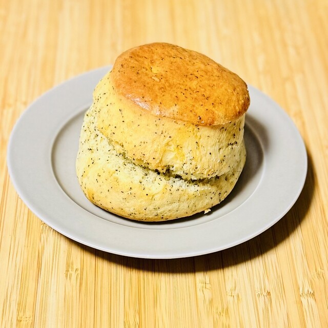 『新宿駅改札内で美味しいスコーンが買えます』by *riko* : デメララ・ベーカリー （Demerara Bakery） - 新宿/洋菓子 ...