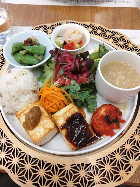 hacci hacci 芦屋本店のご予約 - 芦屋（JR）/オーガニック | 食べログ