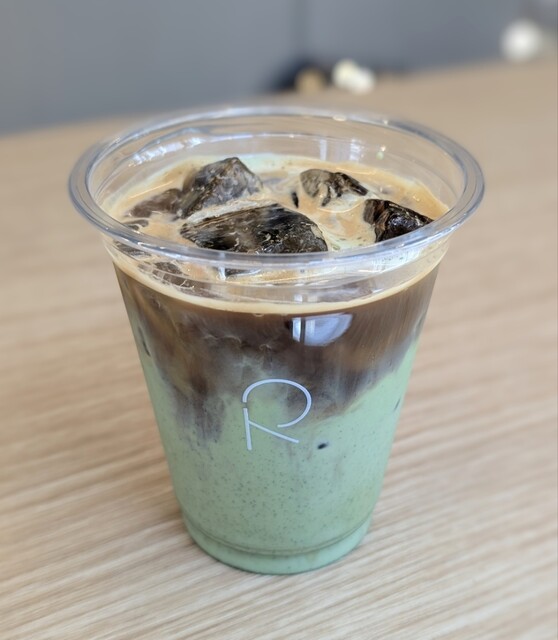 R COFFEE STAND Powered by LUUP - 虎ノ門ヒルズ/コーヒースタンド | 食べログ