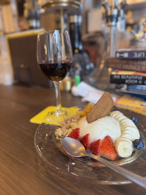 YOLO cafe&bar 渋谷 （【旧店名】YOLO cafe&shisha）のご予約 - 渋谷/ダイニングバー | 食べログ