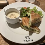 Bunshin Robot Cafe DAWN ver.β - Shin Nihombashi/Cafe | Tabelog