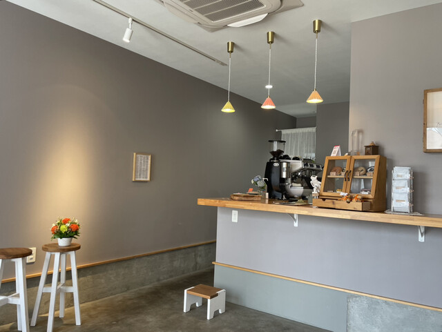 Phew. Coffee Stand （ヒュー コーヒースタンド） - 別府大学/カフェ | 食べログ